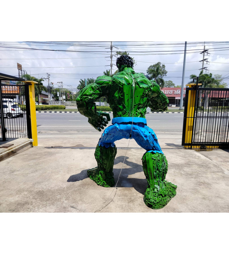 The Incredible Hulk - 250 cm tall statue for collectors & fans